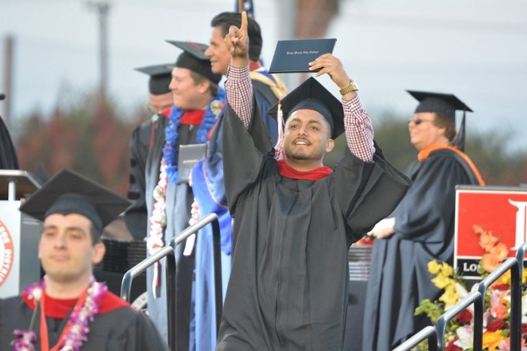 450 LBCC Students Graduate in Thursday's Commencement Ceremony • Long ...
