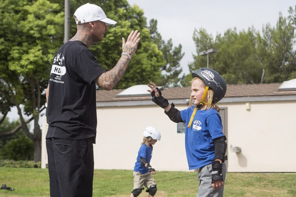'A dream come true:' former pro skater brings his skills to kids in ...