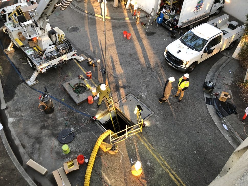 5 workers injured in electrical vault explosion in Downtown • Long ...