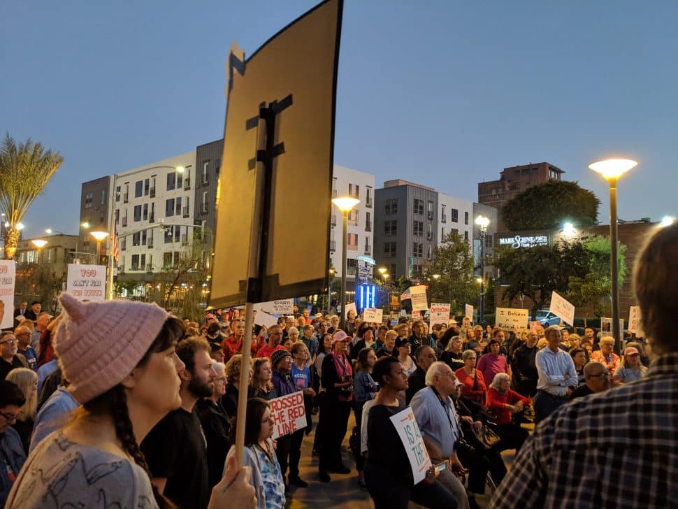 Downtown Long Beach protest demands Congress protect Mueller ...