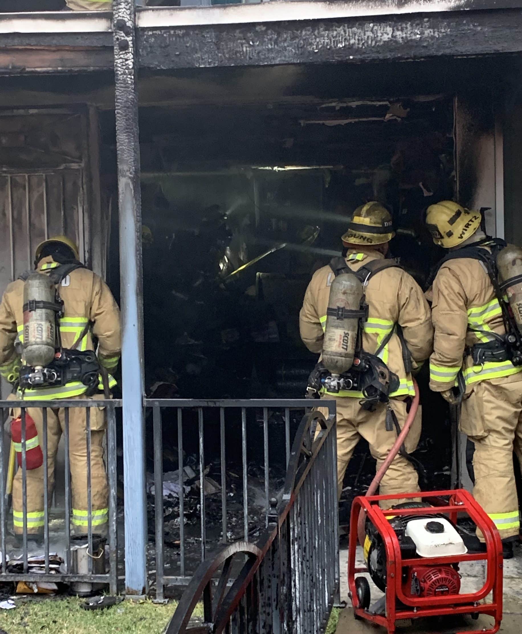 Crews Douse Apartment Fire After Neighbor Smells Smoke • Long Beach