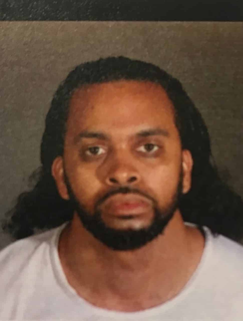 Teacher's aide filmed sex with student after luring her with modeling ...