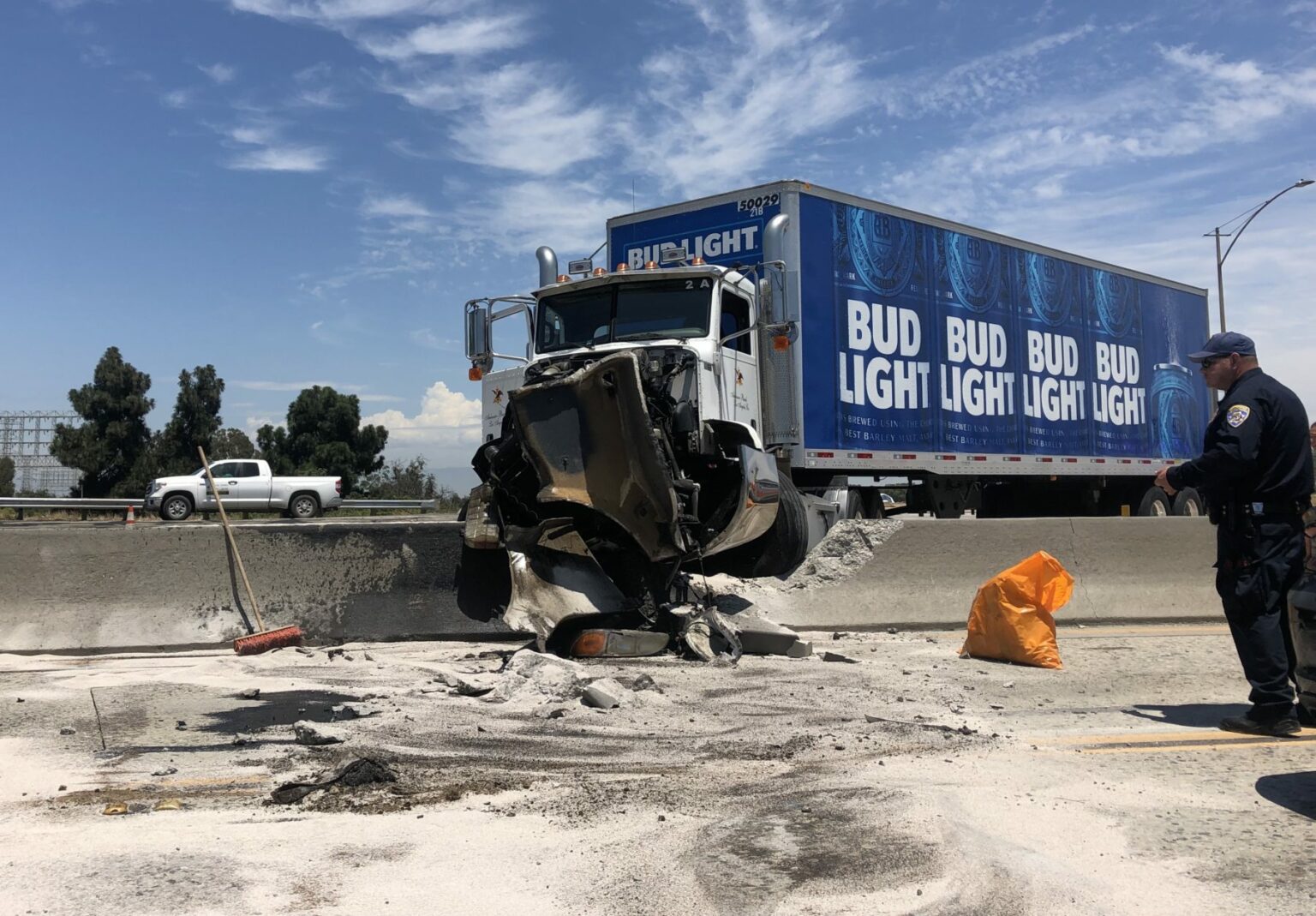 Big-rig shatters center divider, jams traffic on 405 Freeway • Long ...
