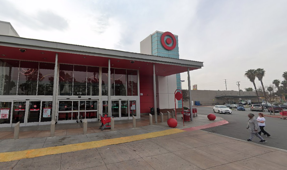 Police surround North Long Beach Target, but burglars escape • Long ...