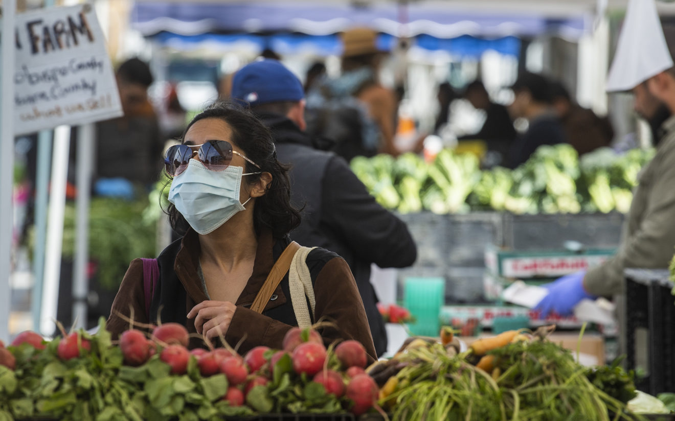 CDC says it's safe for fully vaccinated people to stop wearing masks in ...
