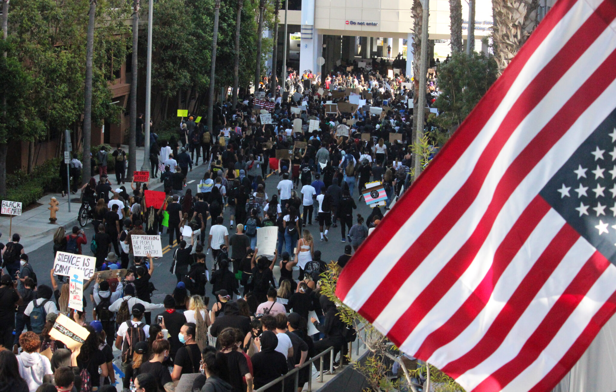 BREAKING: National Guard deployed to Long Beach to help quell violence ...