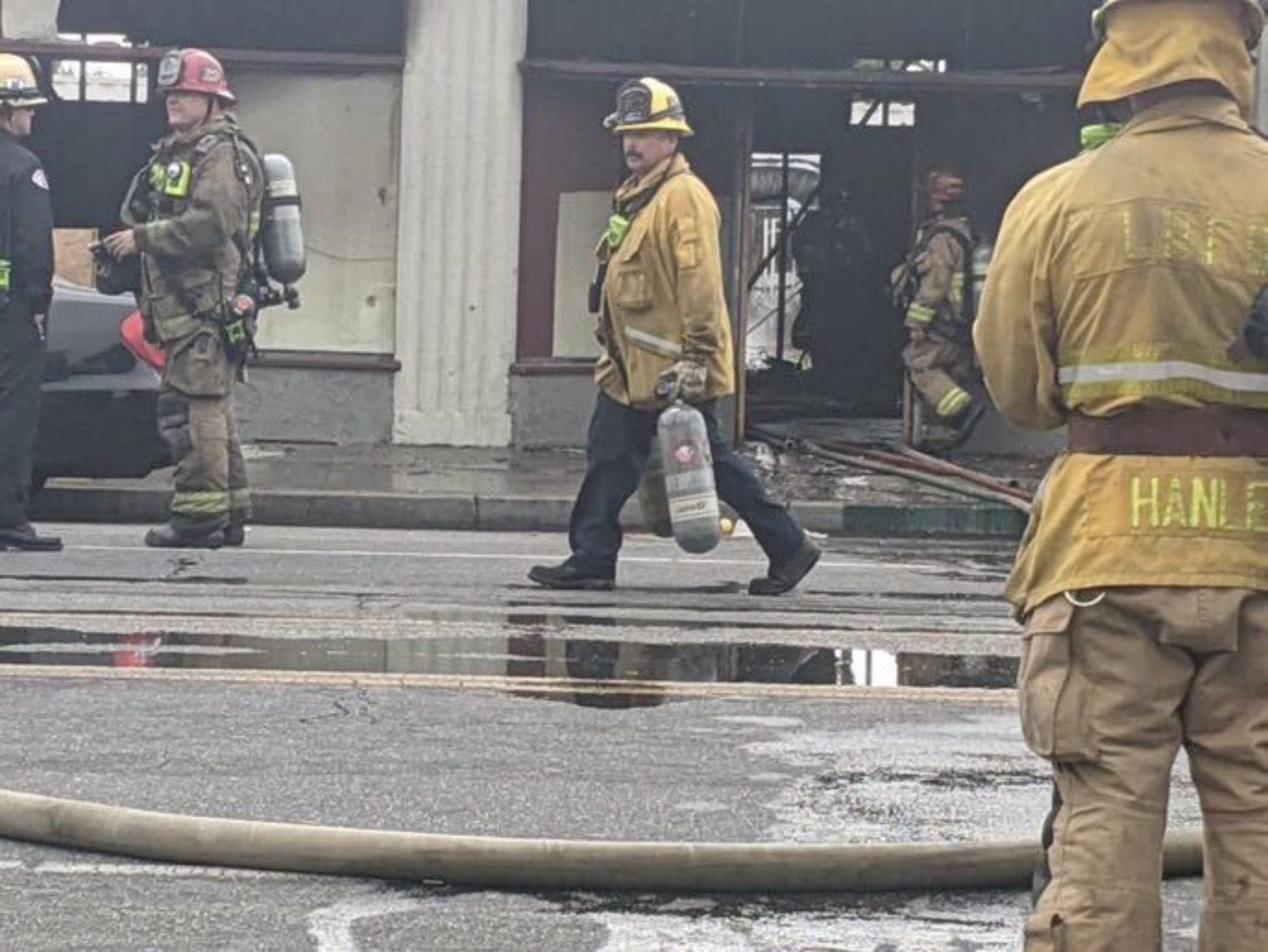 Long Beach fire crews extinguish structure fire in North Long Beach ...