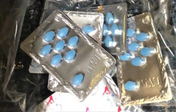 Customs officials seize 25,000 fake Viagra pills, other counterfeit ...