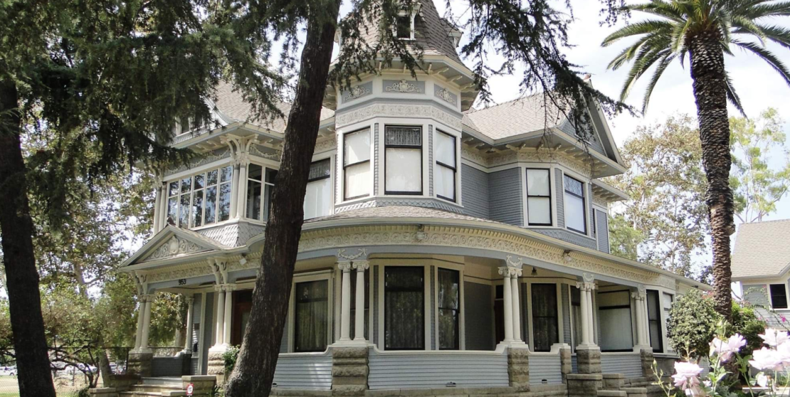 Haunted Long Beach: The Bembridge House checks all the boxes for a ...