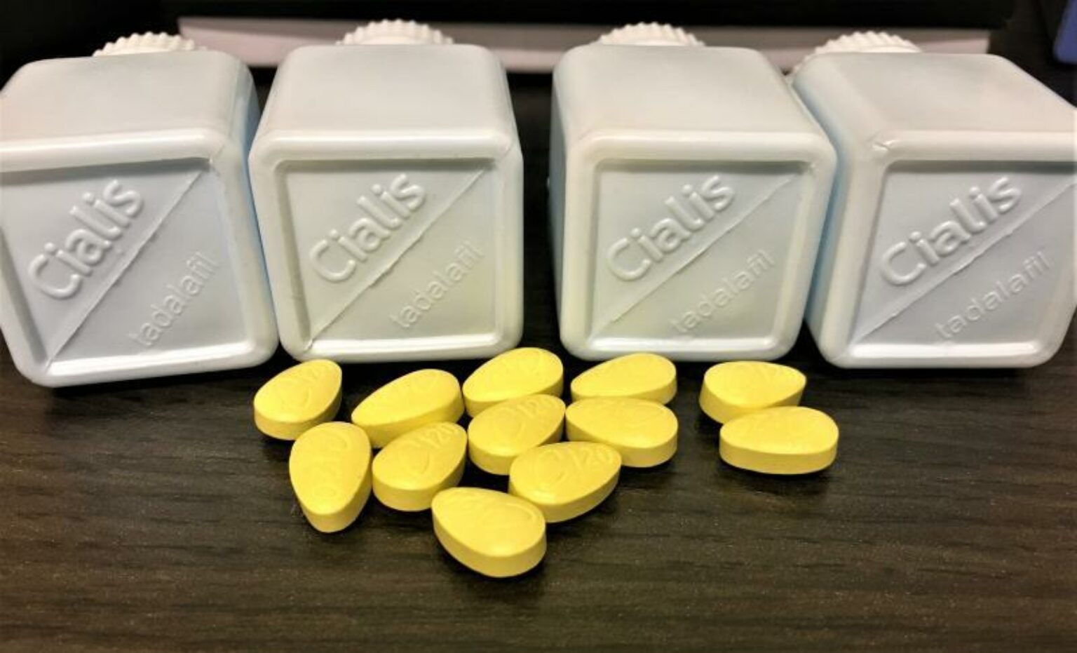 Feds seize 47,490 counterfeit Cialis pills, thousands of other knock ...