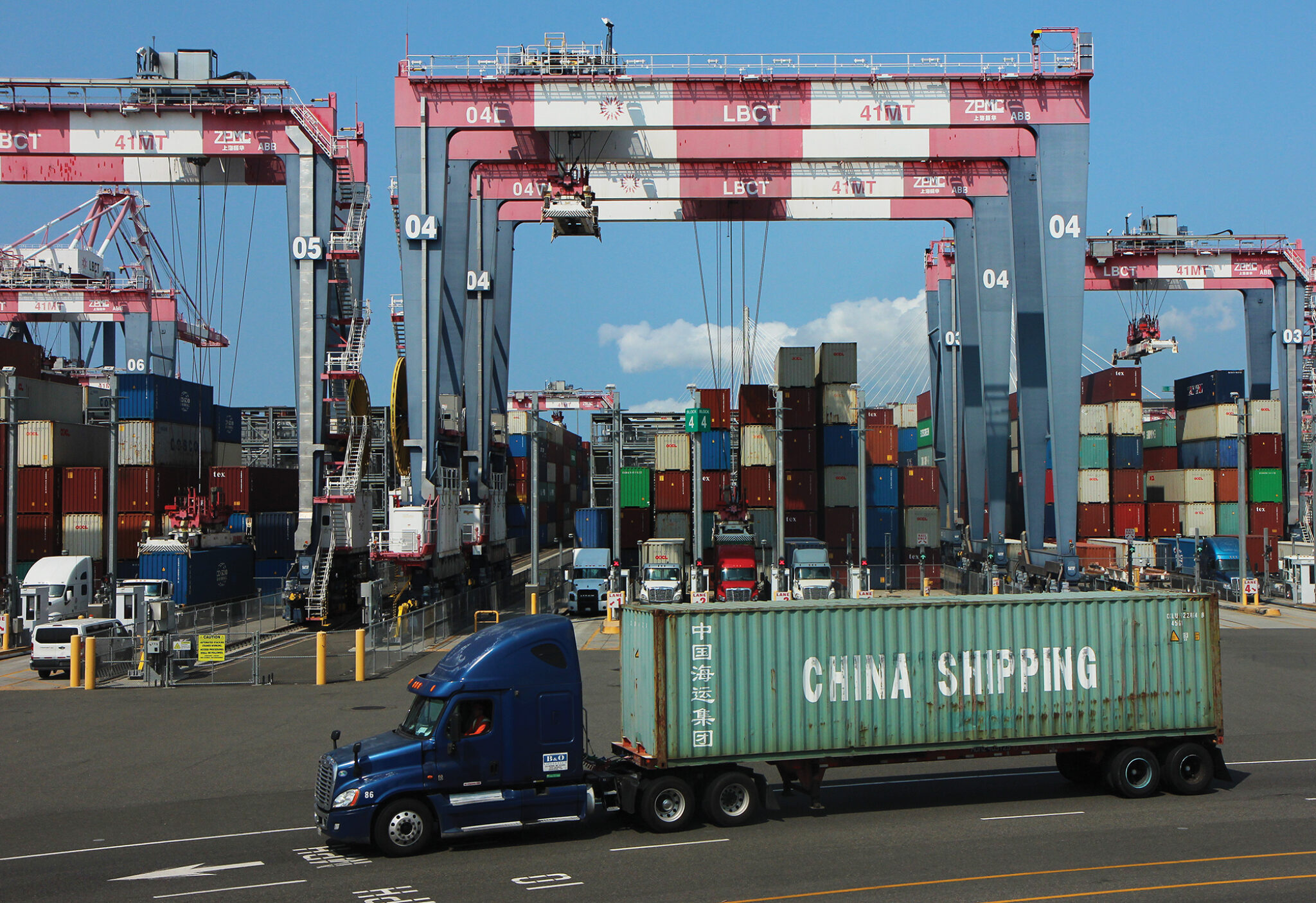 What would Trump tariffs do at the Port of Long Beach? Experts weigh in ...