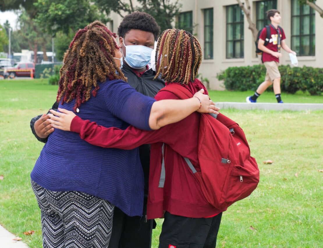 LIVE BLOG: Anxiety and excitement as LBUSD students head back to class ...