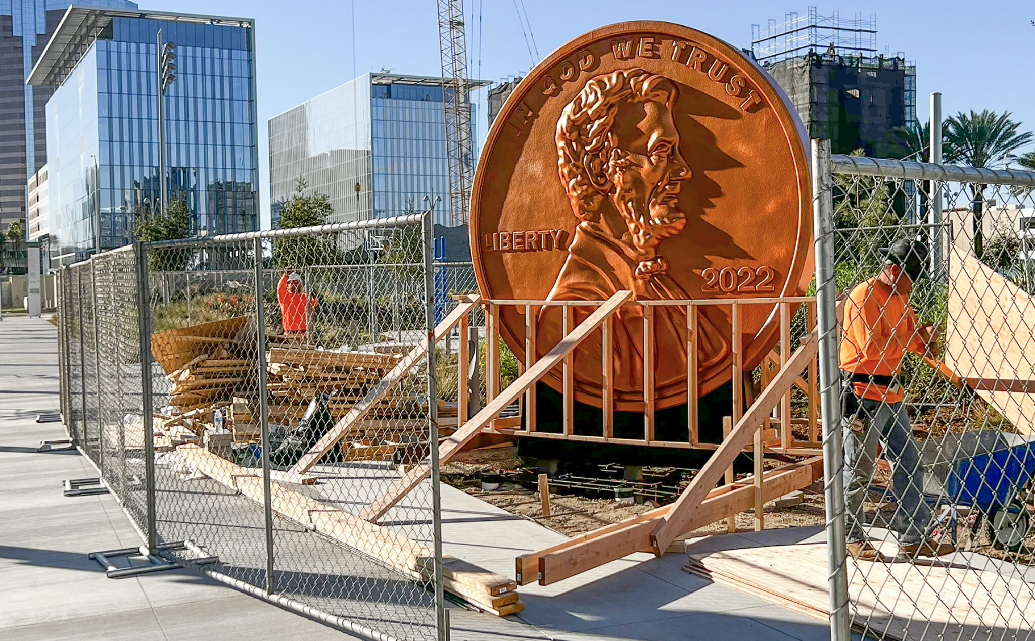Column: Gigantic monster penny rolls into its new home at Lincoln Park ...