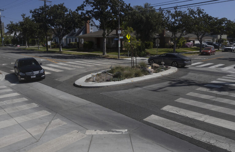 Residents cite safety in call to remove an oval-shaped roundabout, but ...