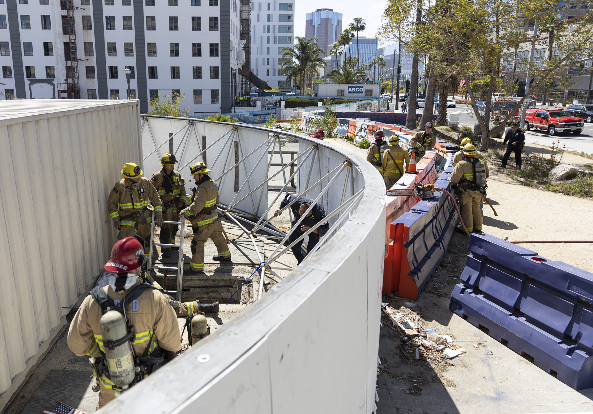 Fire breaks out at Jergins Tunnel in Downtown for the 2nd time this ...