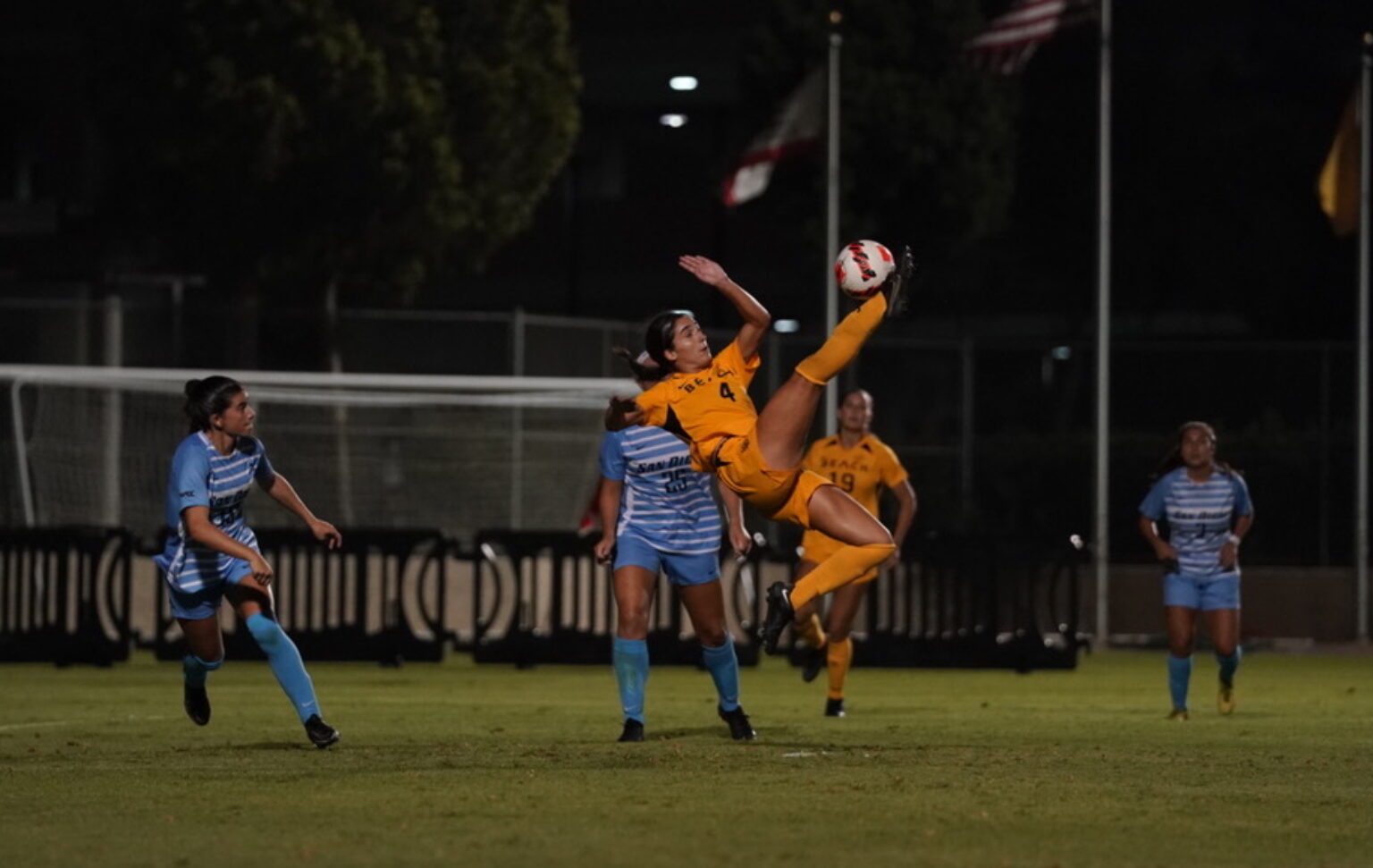 The story behind an unbelievable Long Beach State soccer goal that went ...