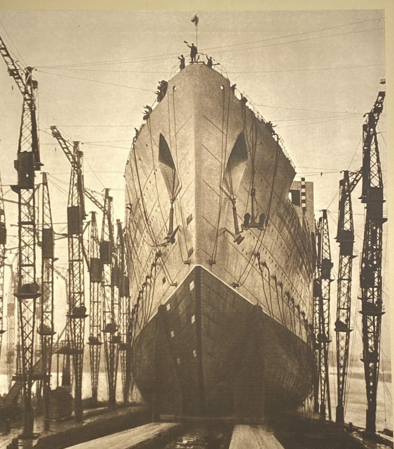 Local History: The Queen Mary's first day in the water • Long Beach ...
