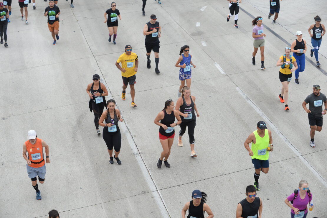 PHOTOS: Runners take on 38th annual Long Beach Marathon • Long Beach ...
