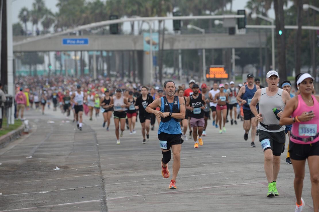 PHOTOS: Runners take on 38th annual Long Beach Marathon • Long Beach ...