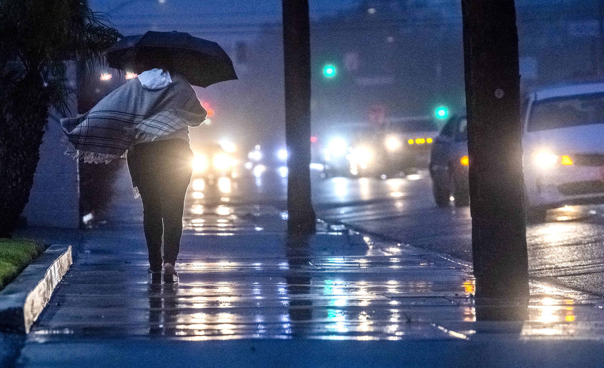 City warns of possible flooding as thunderstorms roll into Long Beach ...