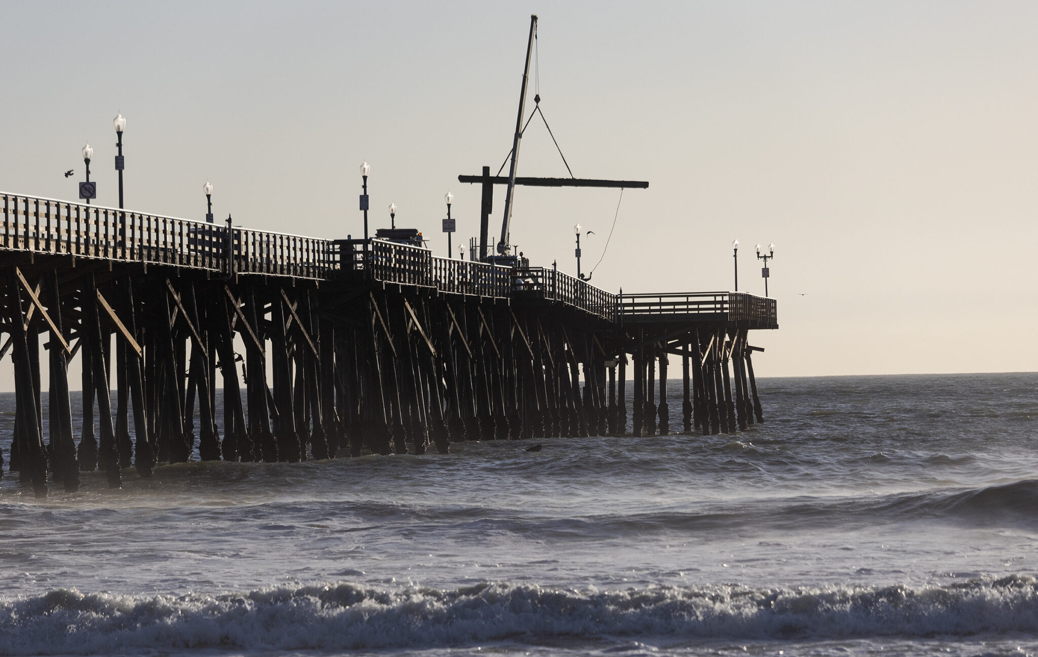 Seal Beach Pier temporarily closes due to storm damage • Long Beach ...