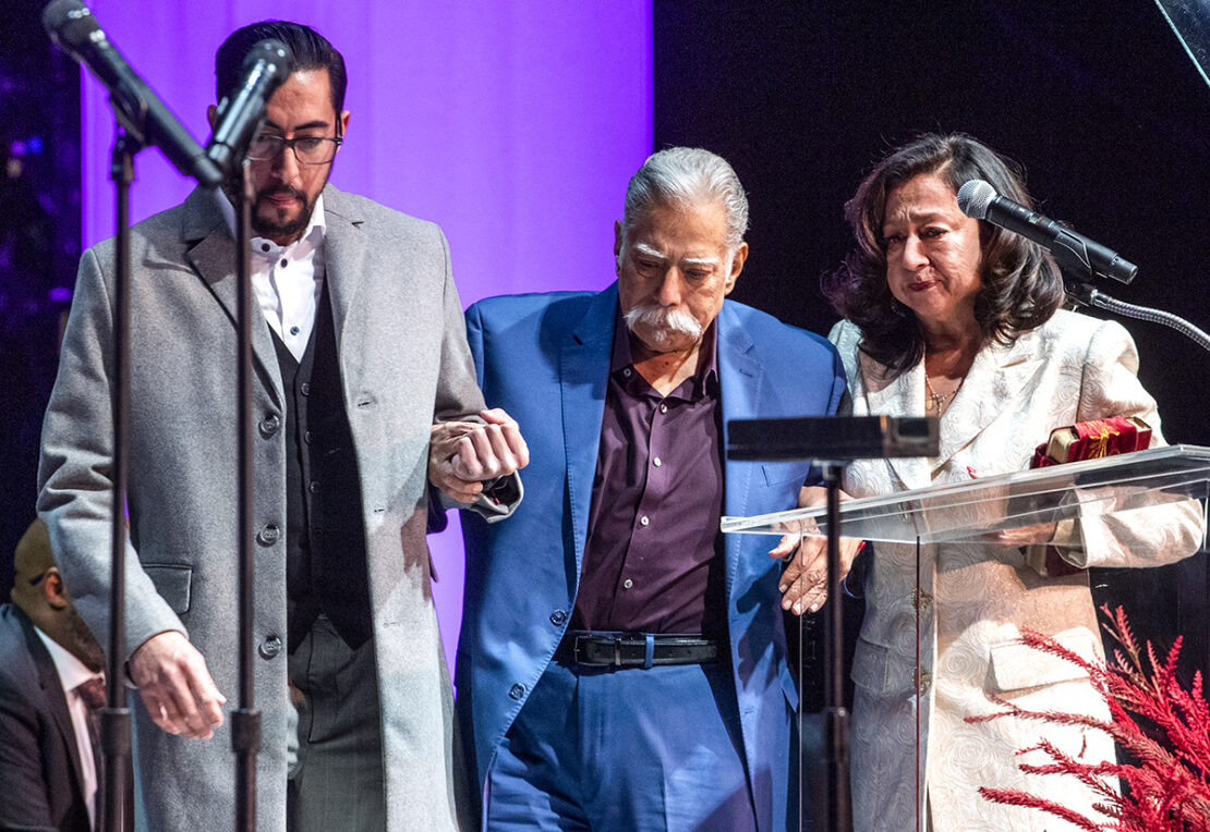 Councilmember Roberto Uranga returns to dais 4 months after stroke ...