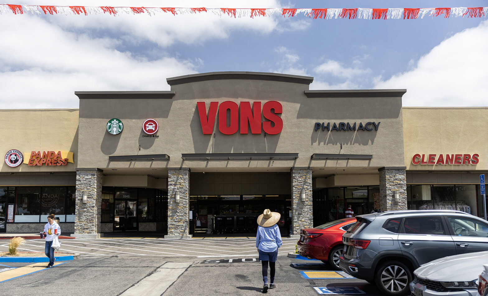 Pavilions gets de-glitzed • Long Beach Post