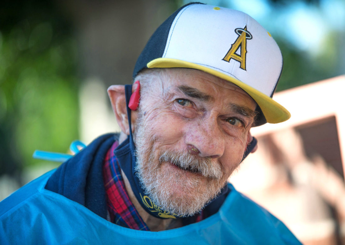 Jerry Pryor, a homeless man who became a local celebrity, dies at 78 ...