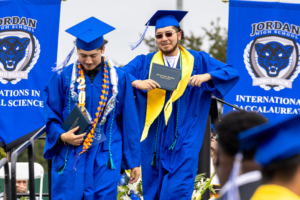 Graduation photos: Jordan High School celebrates class of 2023 • Long ...