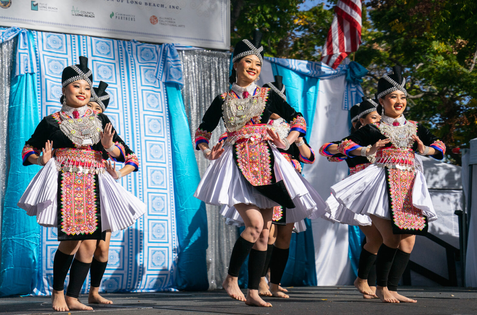 In Photos: Long Beach Hmong community celebrates cultural New Year ...