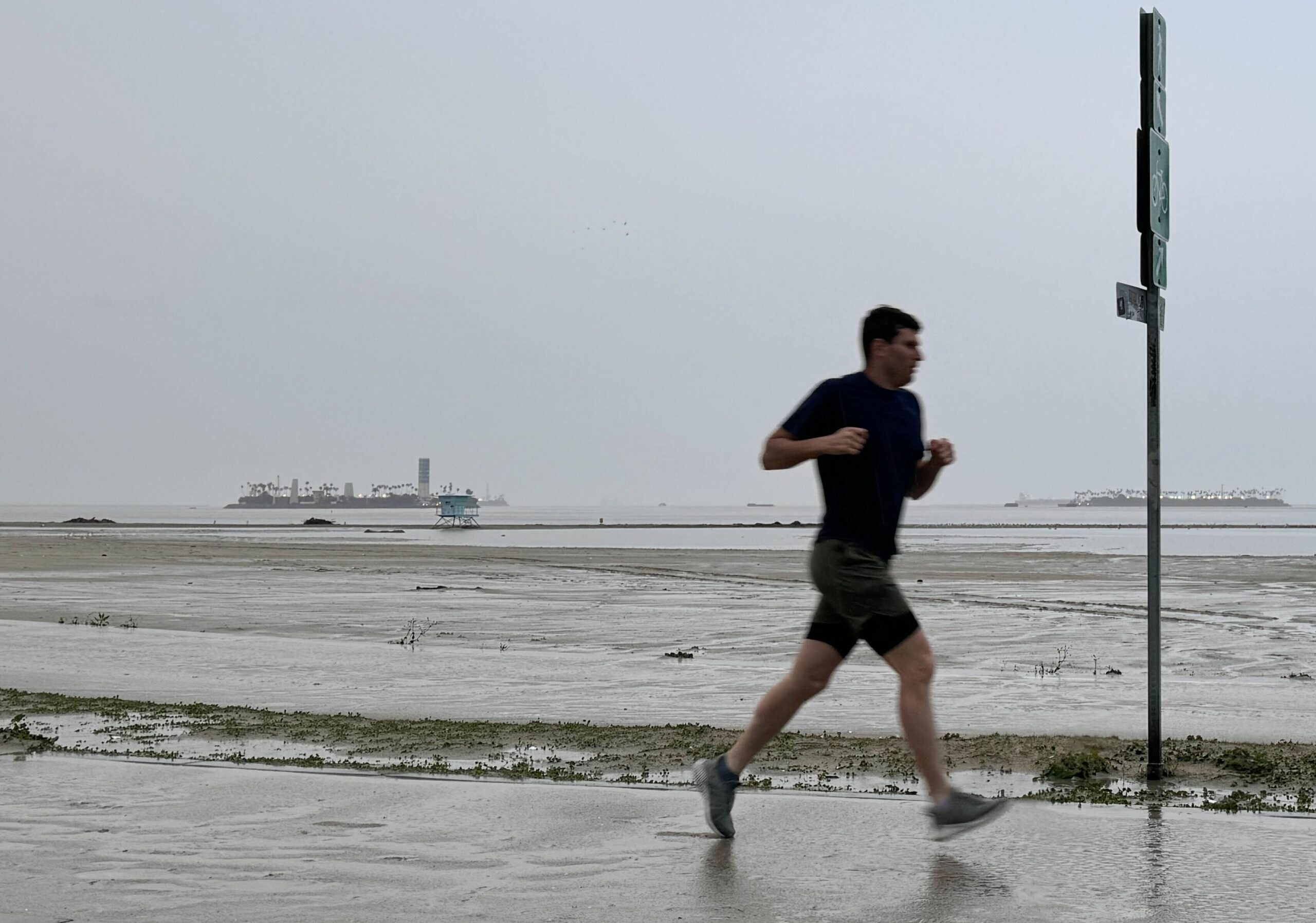 5-million gallons of sewage spill into Long Beach water as heavy rains ...