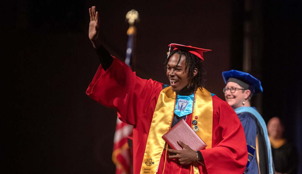 Graduation photos: Sato Academy of Mathematics and Science celebrates ...