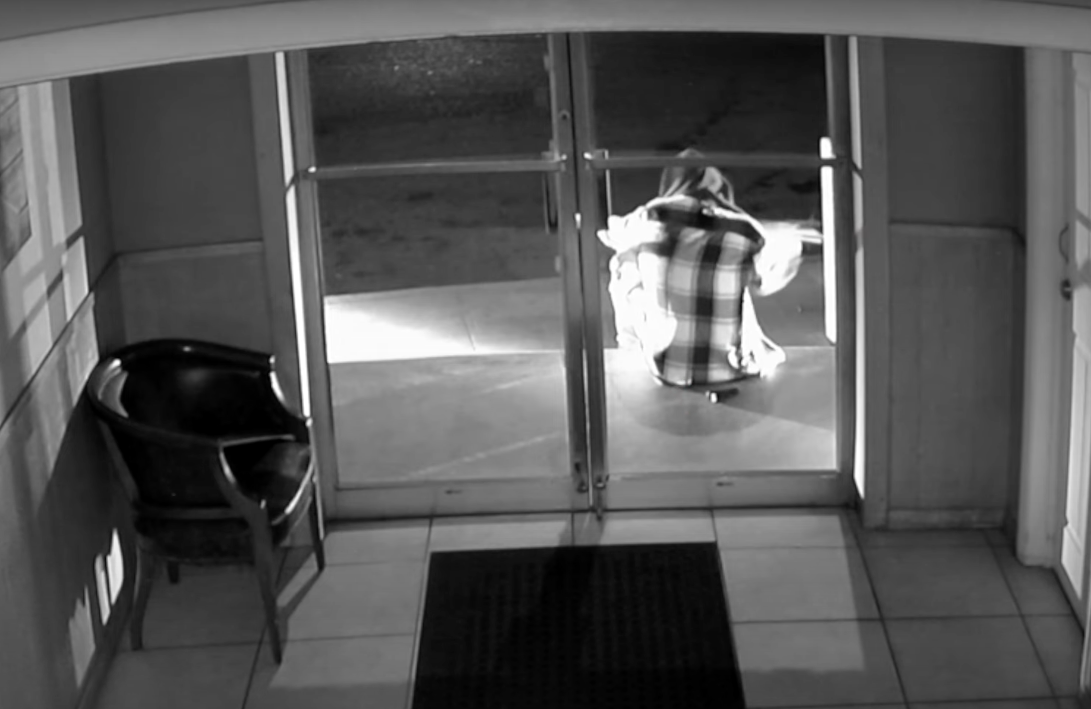 Lbpd Releases Video Showing Portions Of Deadly Police Shooting Outside
