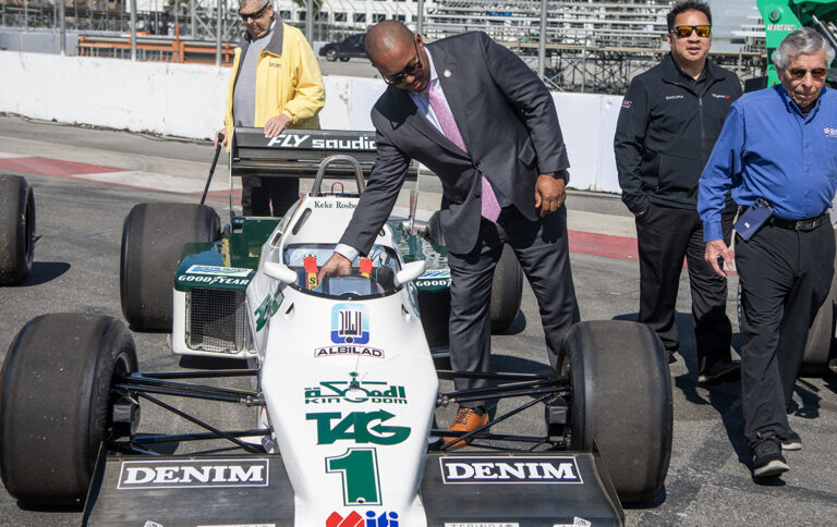 Downtown Long Beach begins transforming into a race track for 50th ...