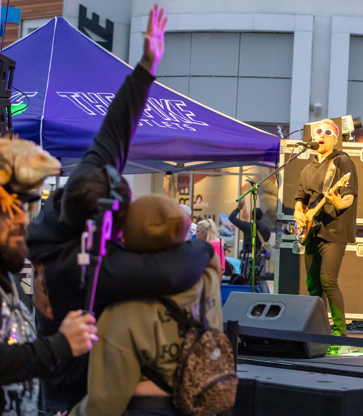 Photos: Thunder Thursday returns to kick off Grand Prix weekend • the Hi-lo