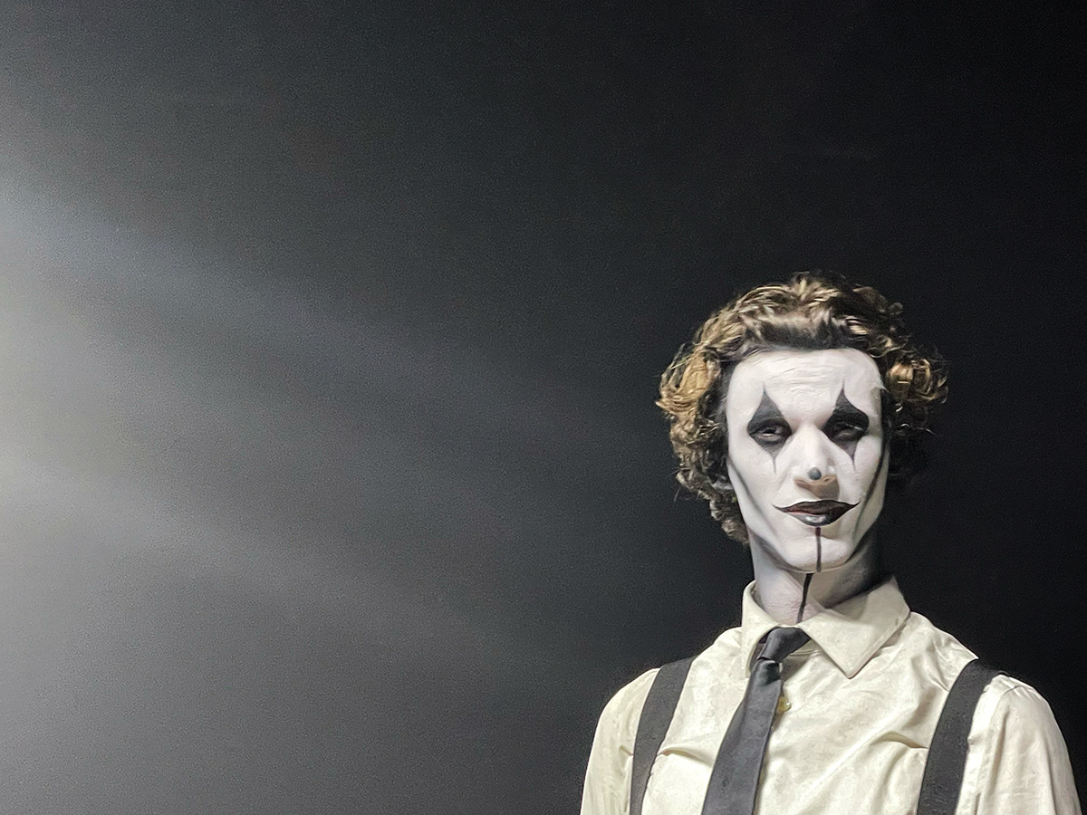 Fright fans descend on Long Beach for the 6th annual Midsummer Scream ...