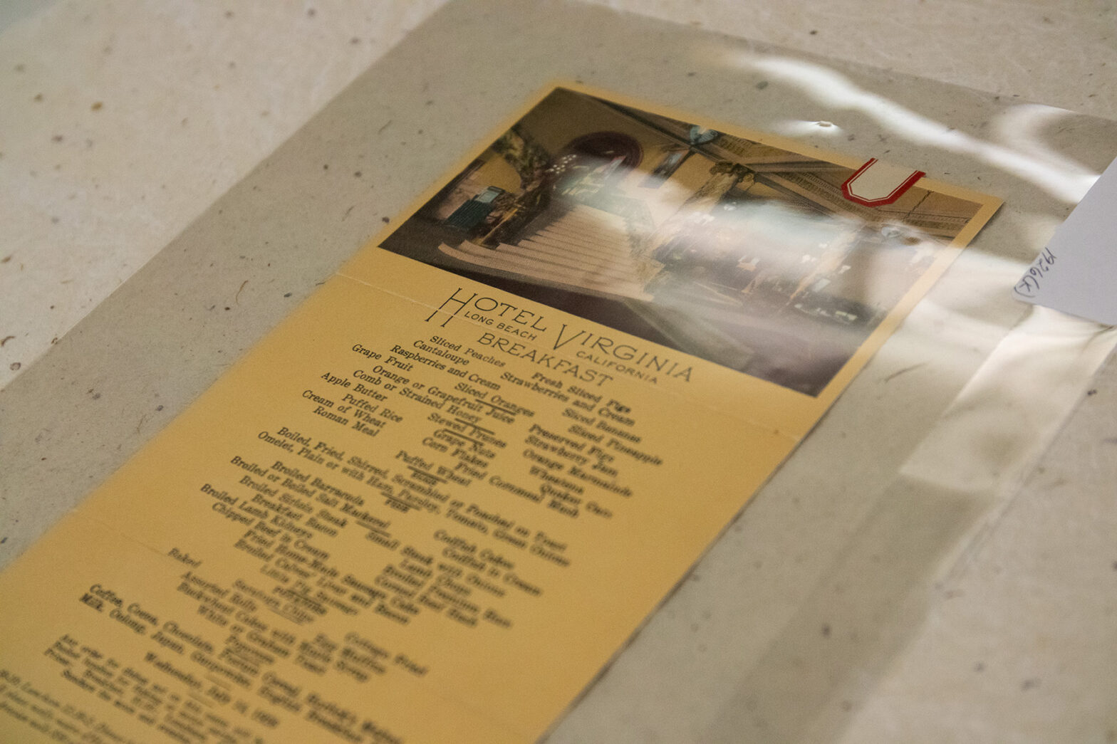 What did a Hof's Hut burger cost 3 decades ago? Historical menus give a ...