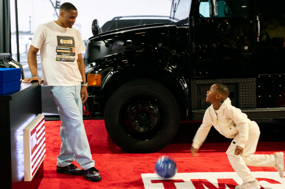 ComplexCon 2023 returns to Long Beach with rare shoes, streetwear and celebrities • the Hi-lo