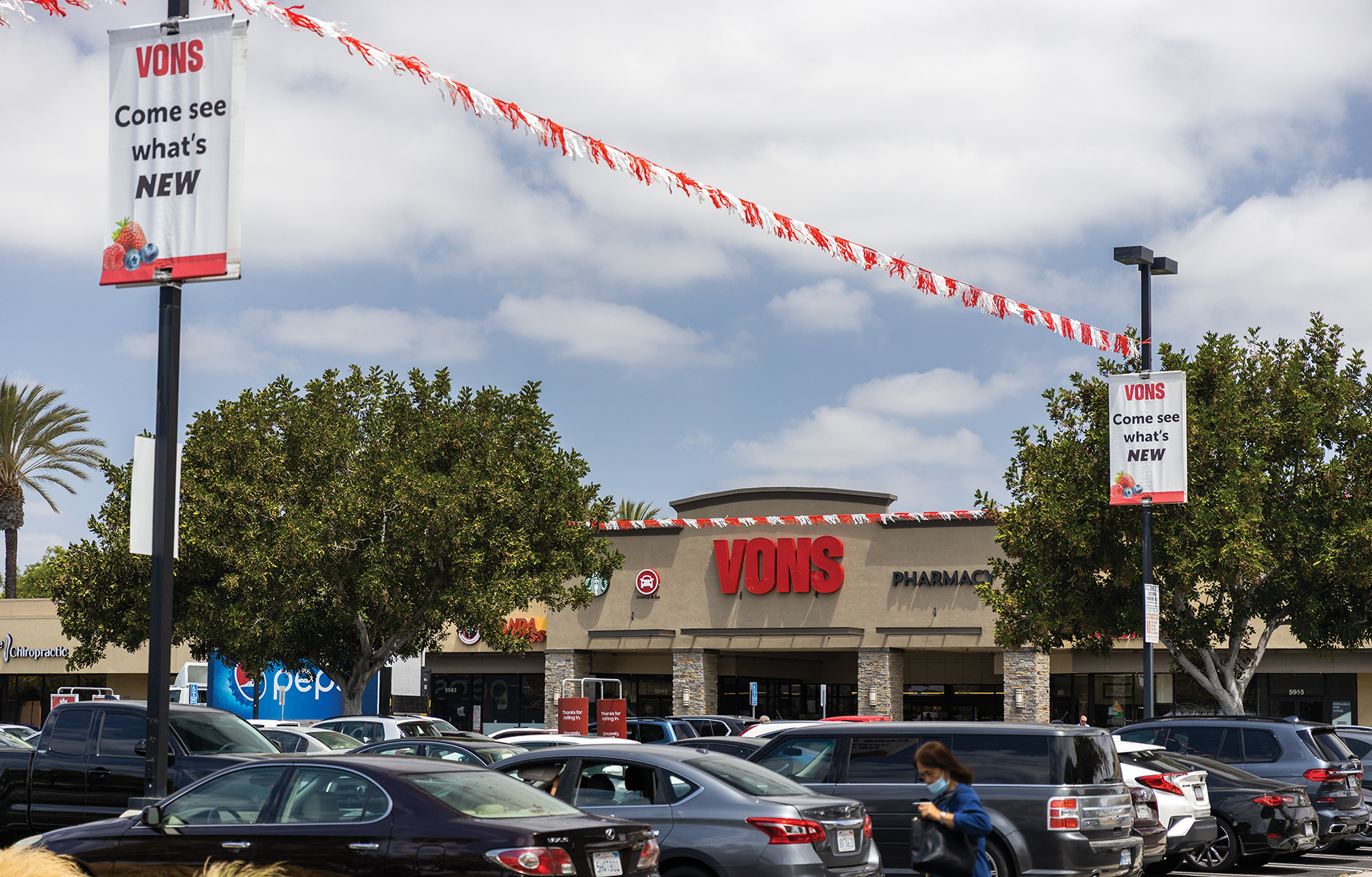 Long Beach’s only Pavilions grocery store is now a Vons • Long Beach ...