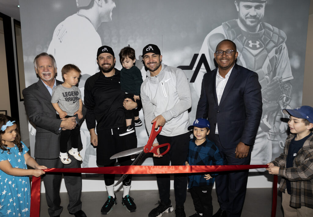 MLB players the d’Arnaud brothers open baseball academy in Long Beach ...